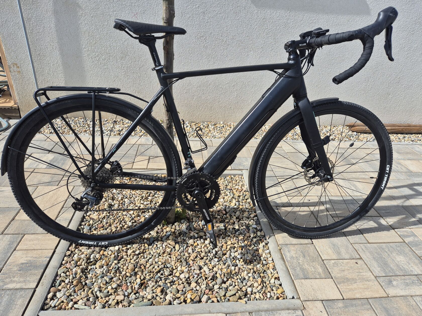 Elektro Gravel Leader Fox Runner 58cm za 19 500 Kč | Cyklobazar.cz