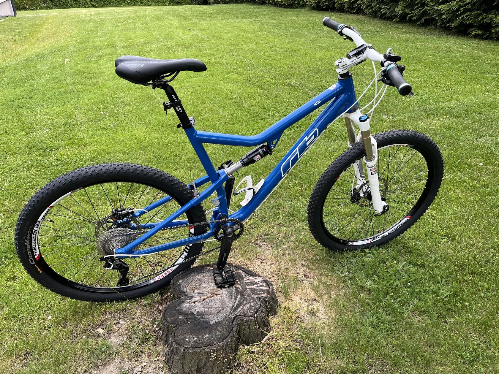 RB RB IQ 575 BASE za 25 000 Kč | Cyklobazar.cz