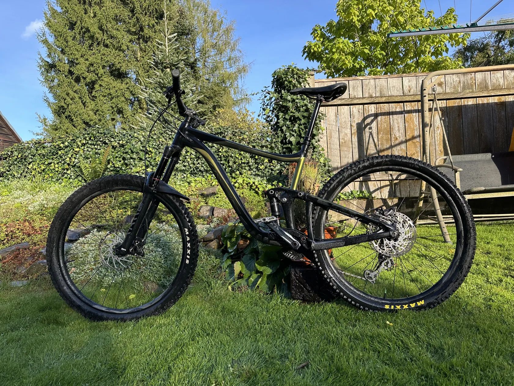 Kolo Giant Reign 29 2 XL Black, 2021 za 42 500 Kč | Cyklobazar.cz