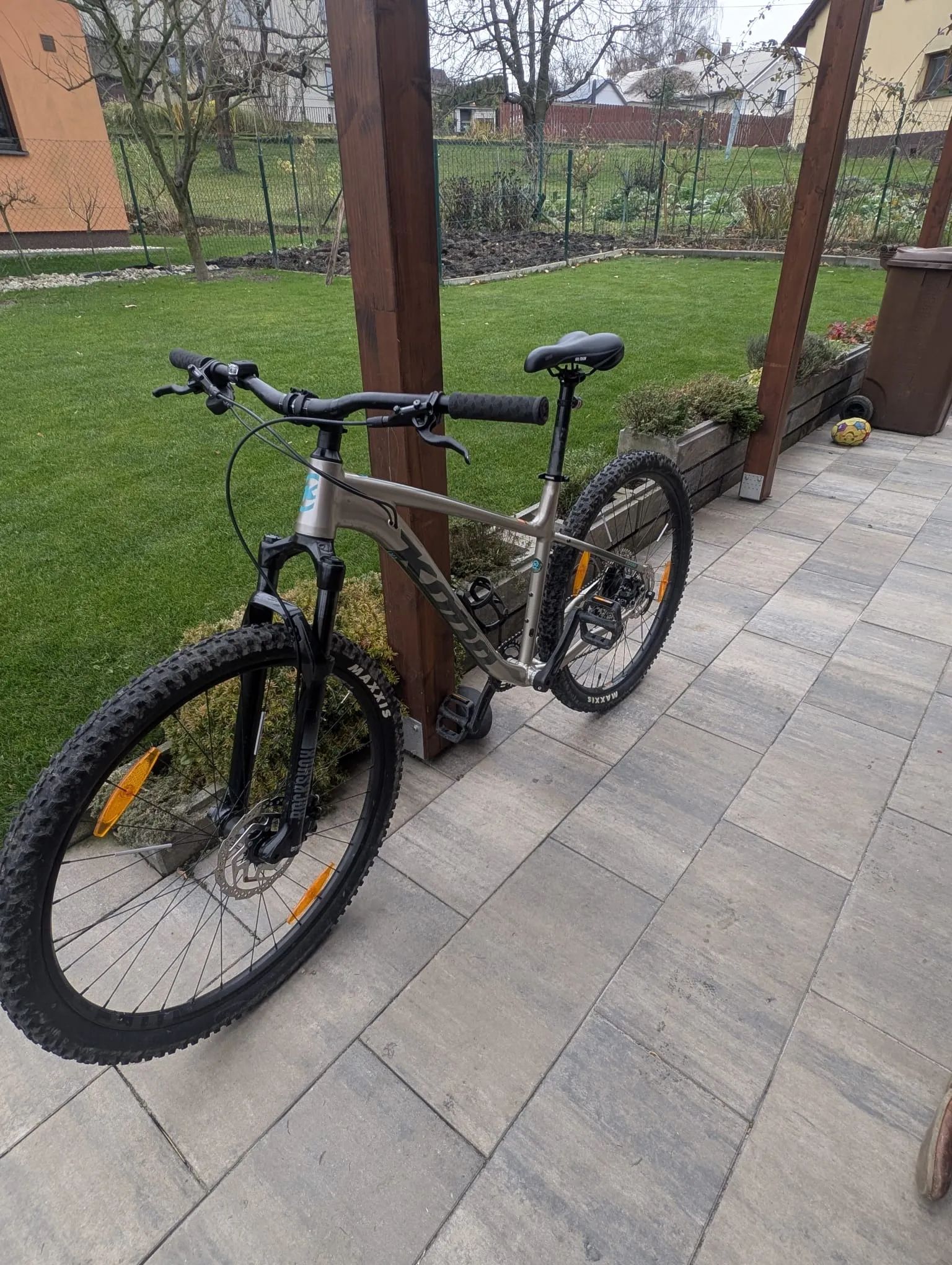 Koná Kahuna za 15 000 Kč | Cyklobazar.cz