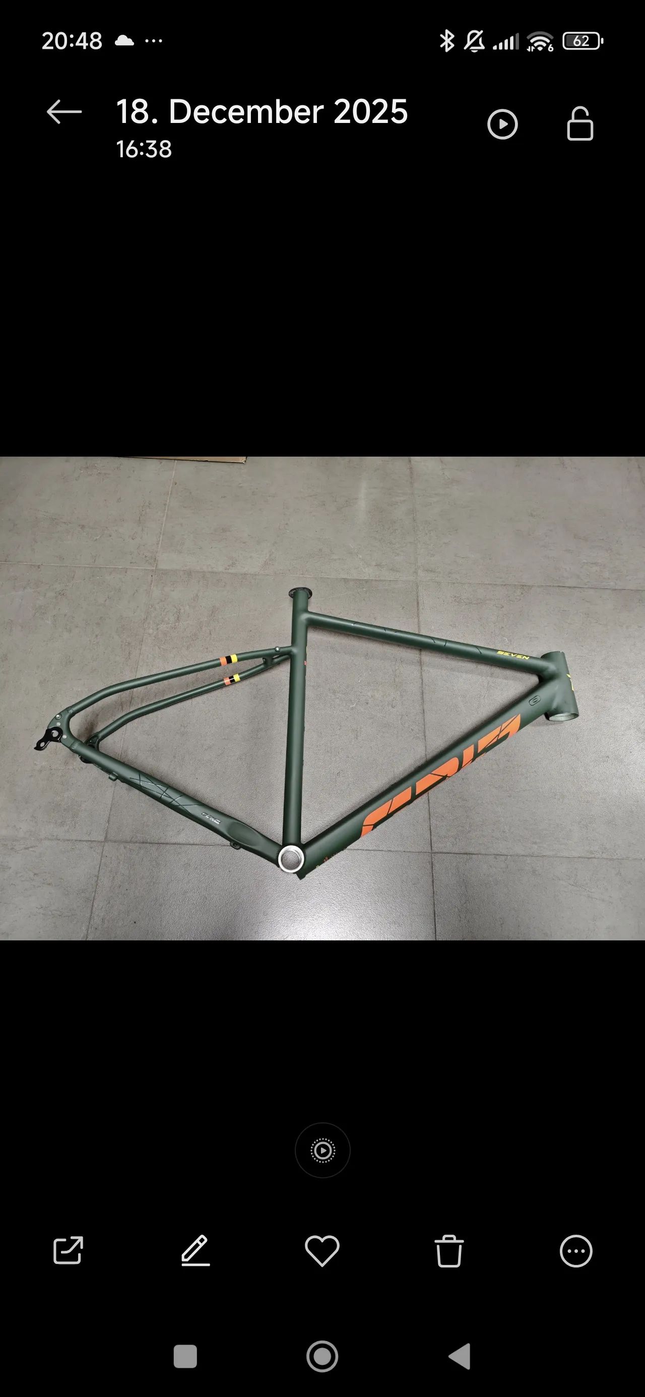 Dema GRID 7 L Olive Green za 6 200 Kč | Cyklobazar.cz