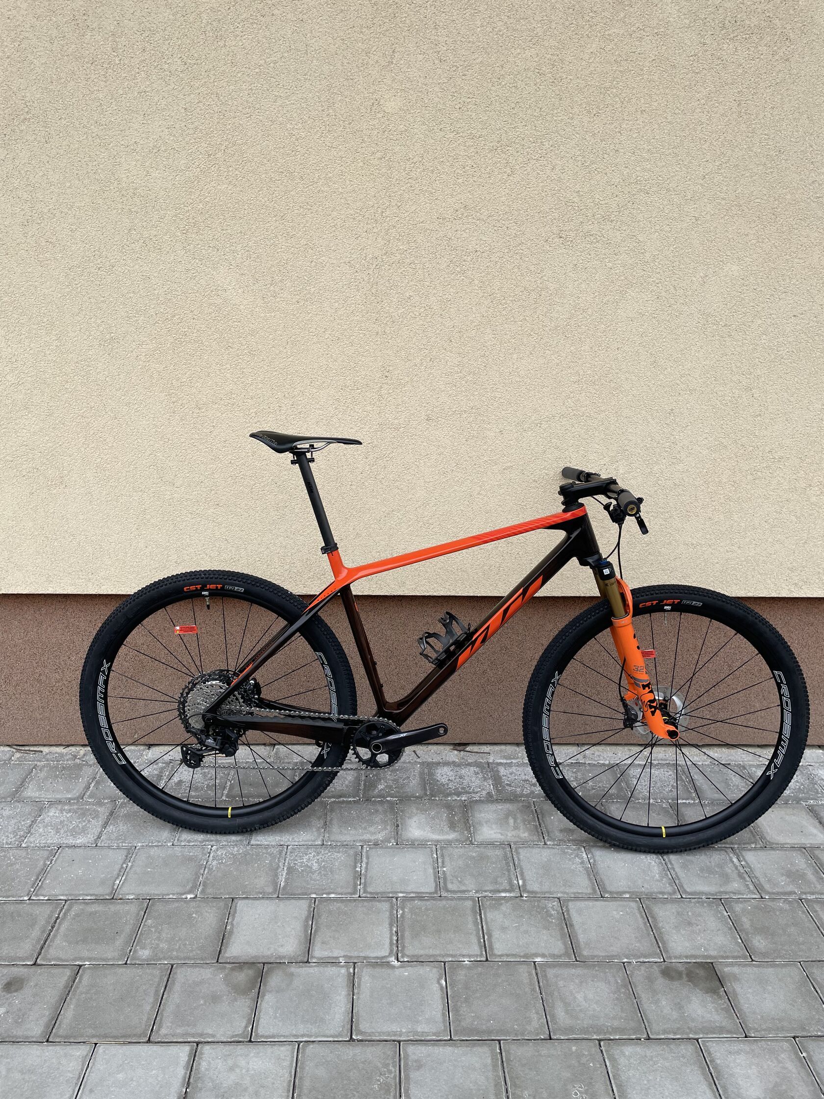 KTM Myroon Exonic 2024/25 vel.XL za 58 600 Kč | Cyklobazar.cz
