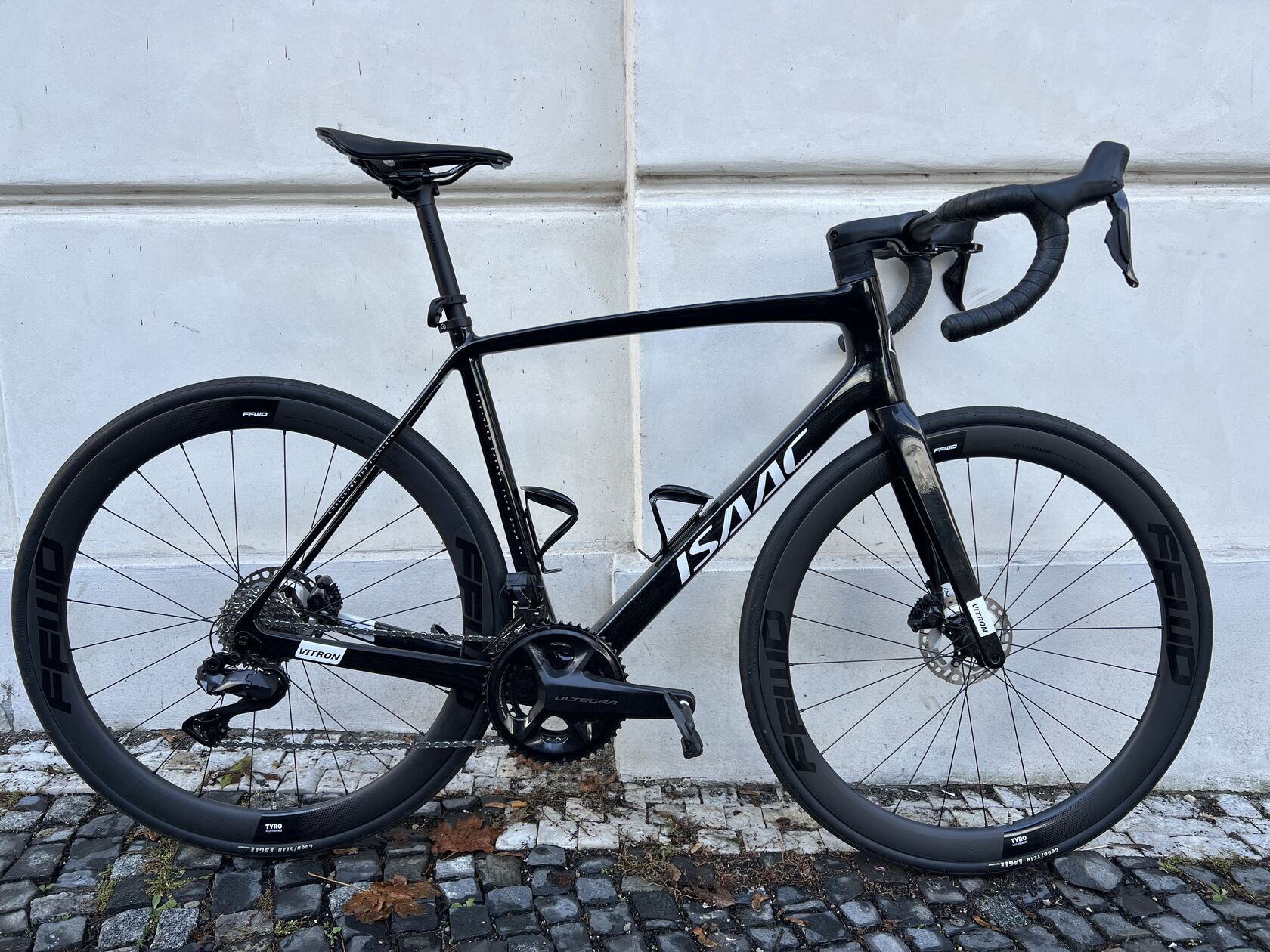 Isaac Vitron | Ultegra Di2 | FFWD Tyro za 73 990 Kč | Cyklobazar.cz