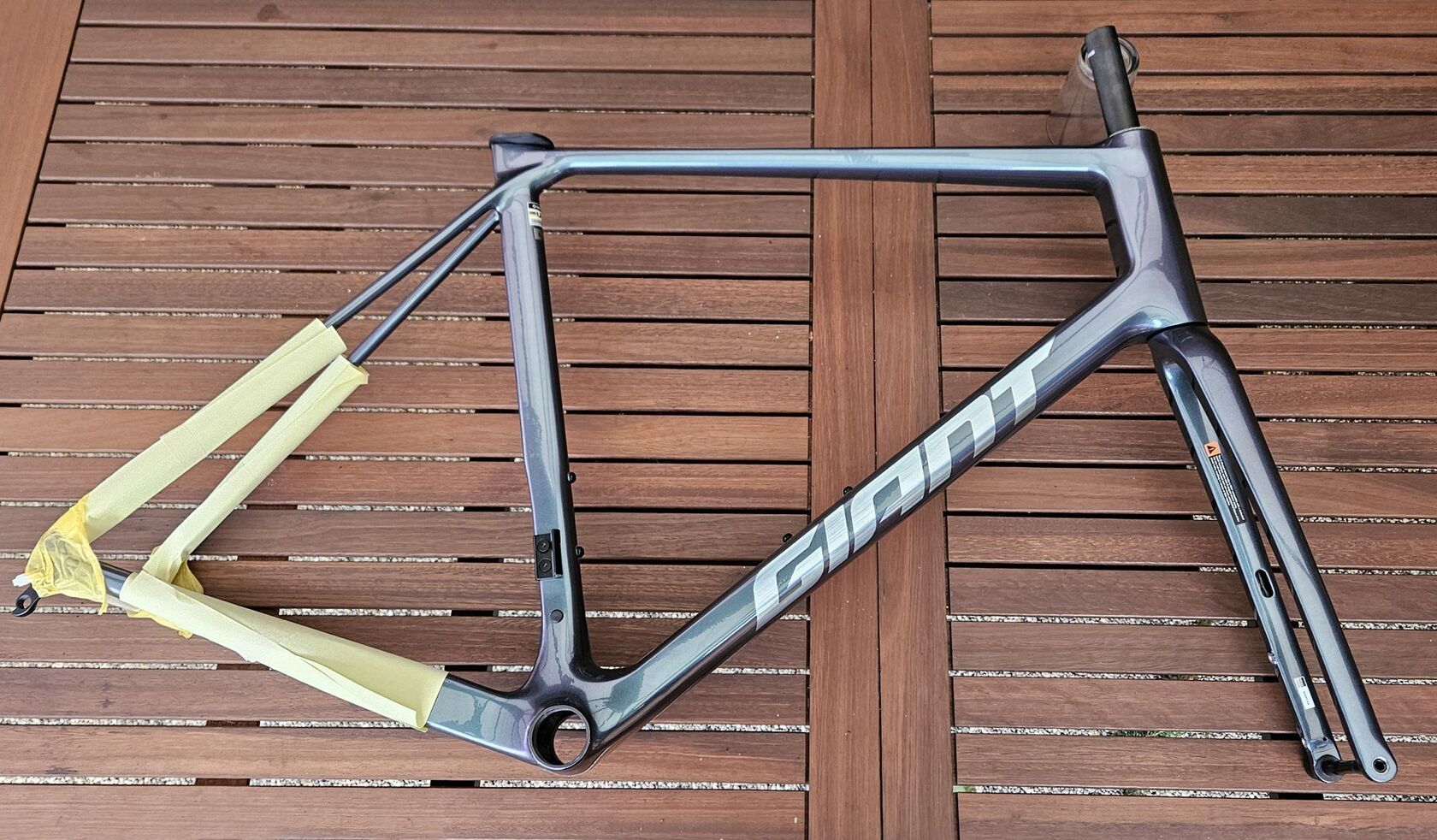 GIANT TCR Advanced Pro FF 2025 – rámová sada pro lehké závodní kolo ...
