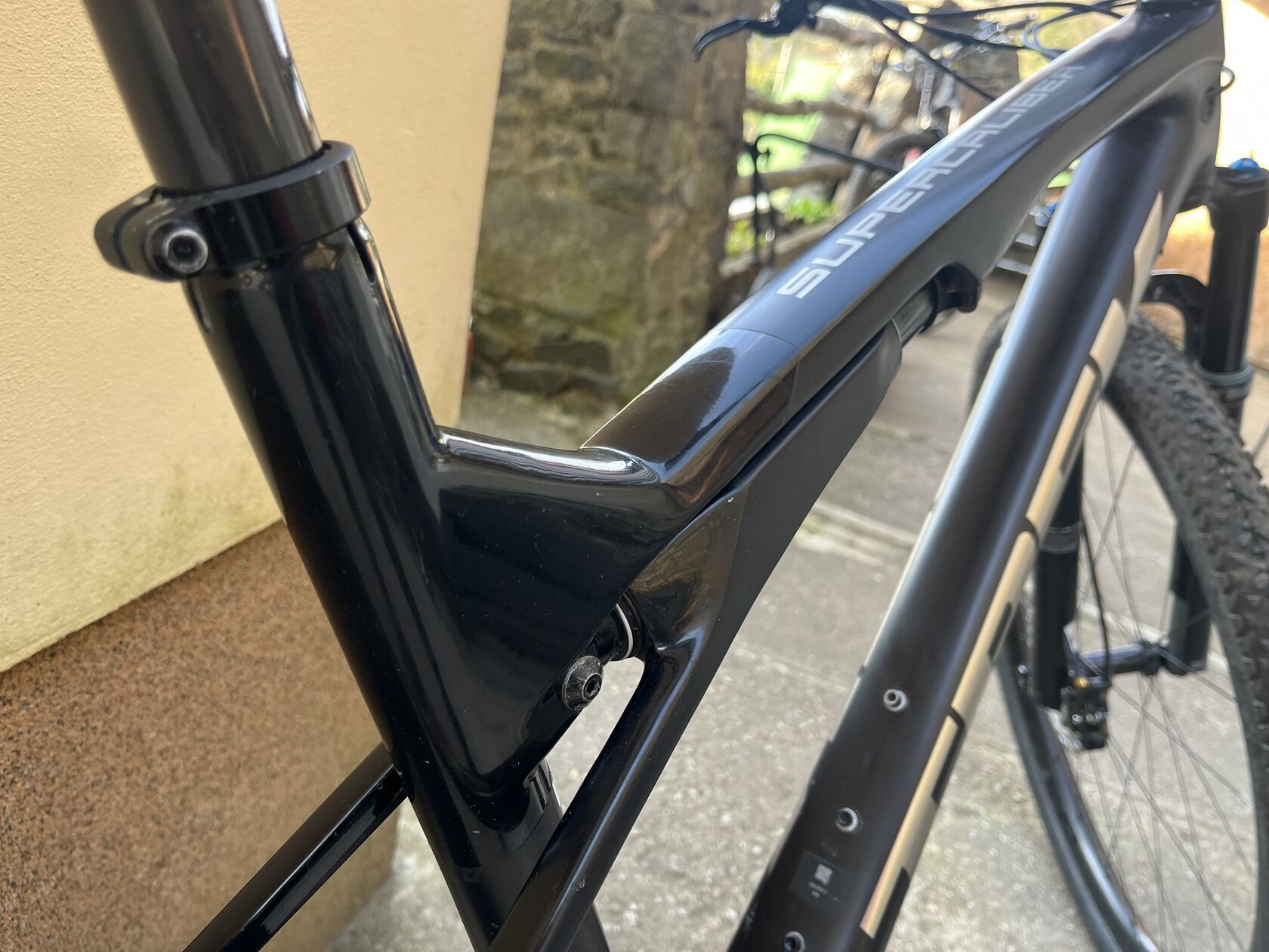 Rám Trek Supercaliber XL + Fox Isostrut za 39 900 Kč | Cyklobazar.cz