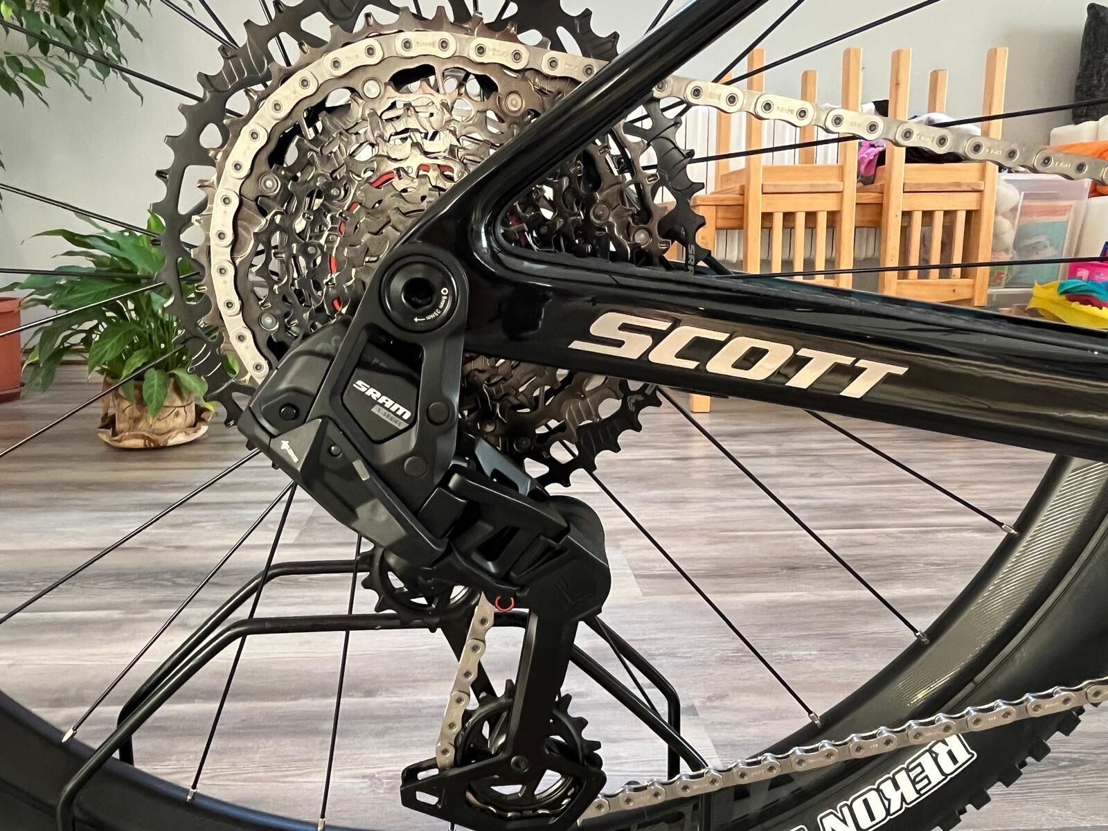 Prodám Scott Scale Rc Team 2025. za 70 000 Kč | Cyklobazar.cz