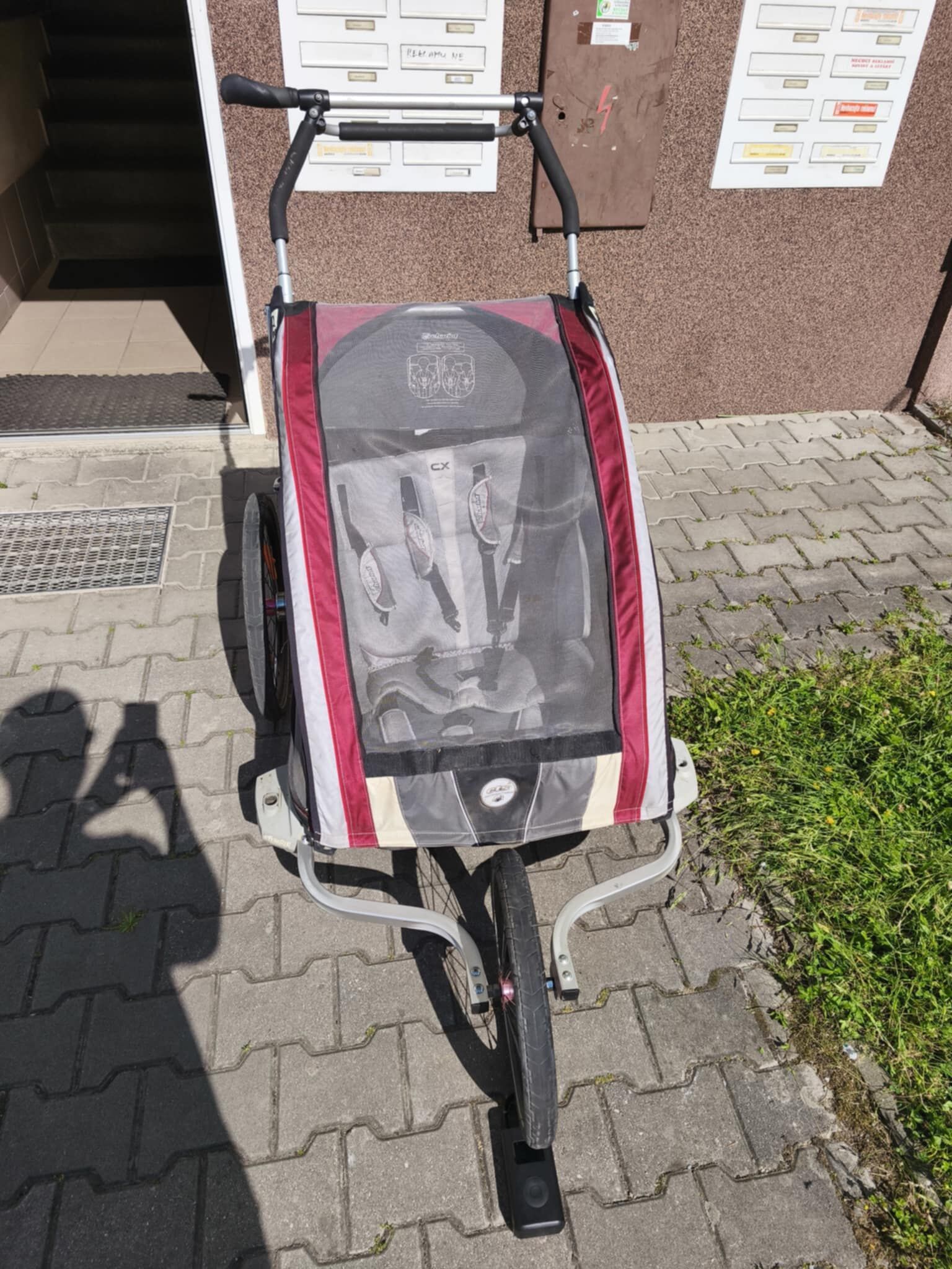 Thule Chariot CX2 – dětský vozík za kolo pro 2 děti + cyklo set + jogging kolo za 8 000 Kč ...