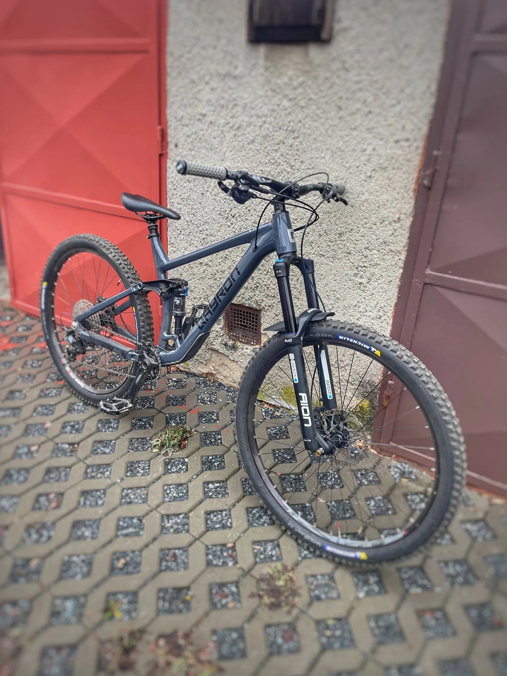 Qayron Carma MKII TR 1F 29” za 30 000 Kč | Cyklobazar.cz