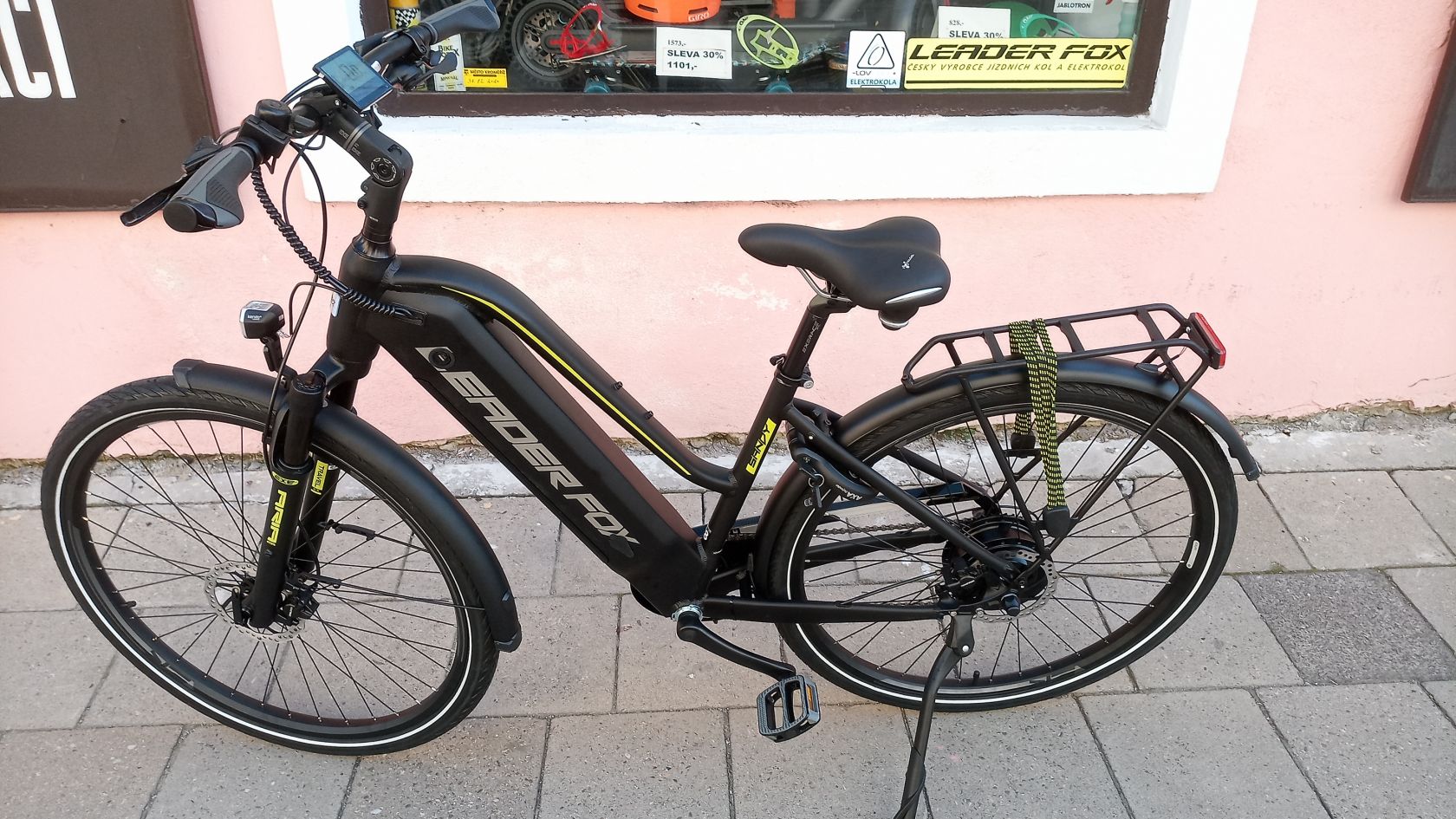 LeaderFox Sandy + SLEVA 45% za 22 335 Kč | Cyklobazar.cz